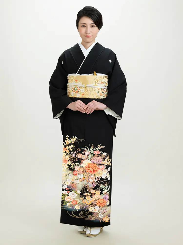 黒留袖／彩華の宴（AM1021）｜都民共済 モーニング・留袖レンタル 【Irida maison（イリーダメゾン）】